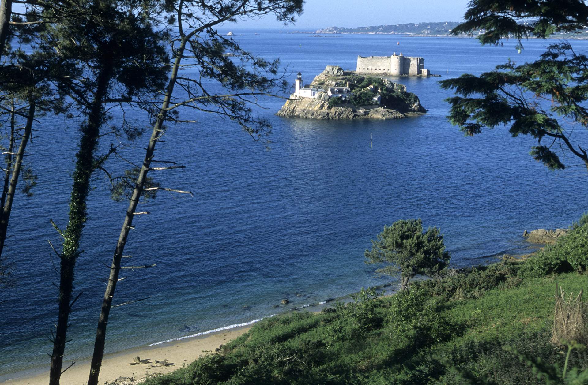 Balades sur la Presqu'île de Carantec - SNCF Connect