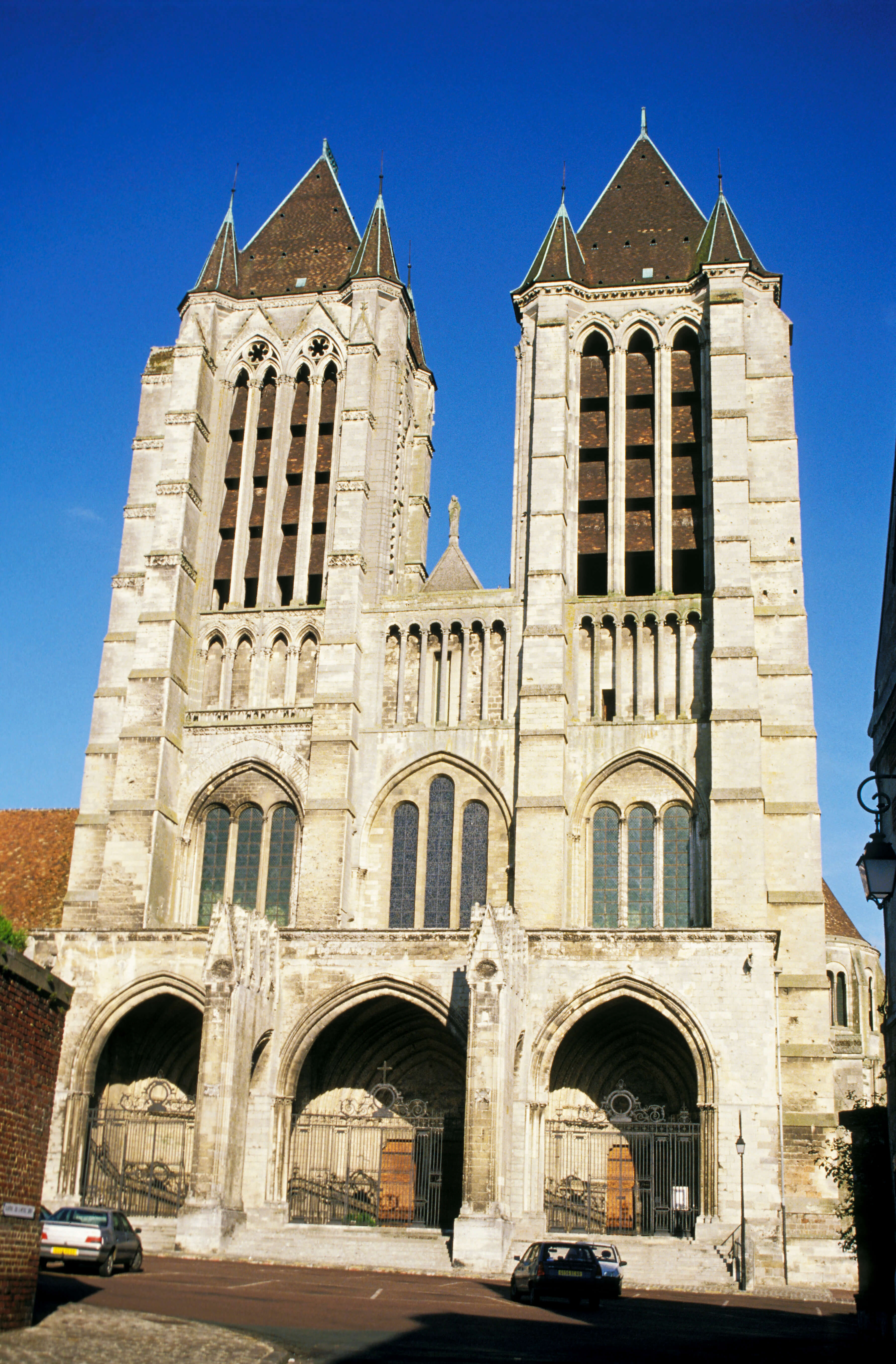 La cathédrale Notre-Dame de Noyon - SNCF Connect