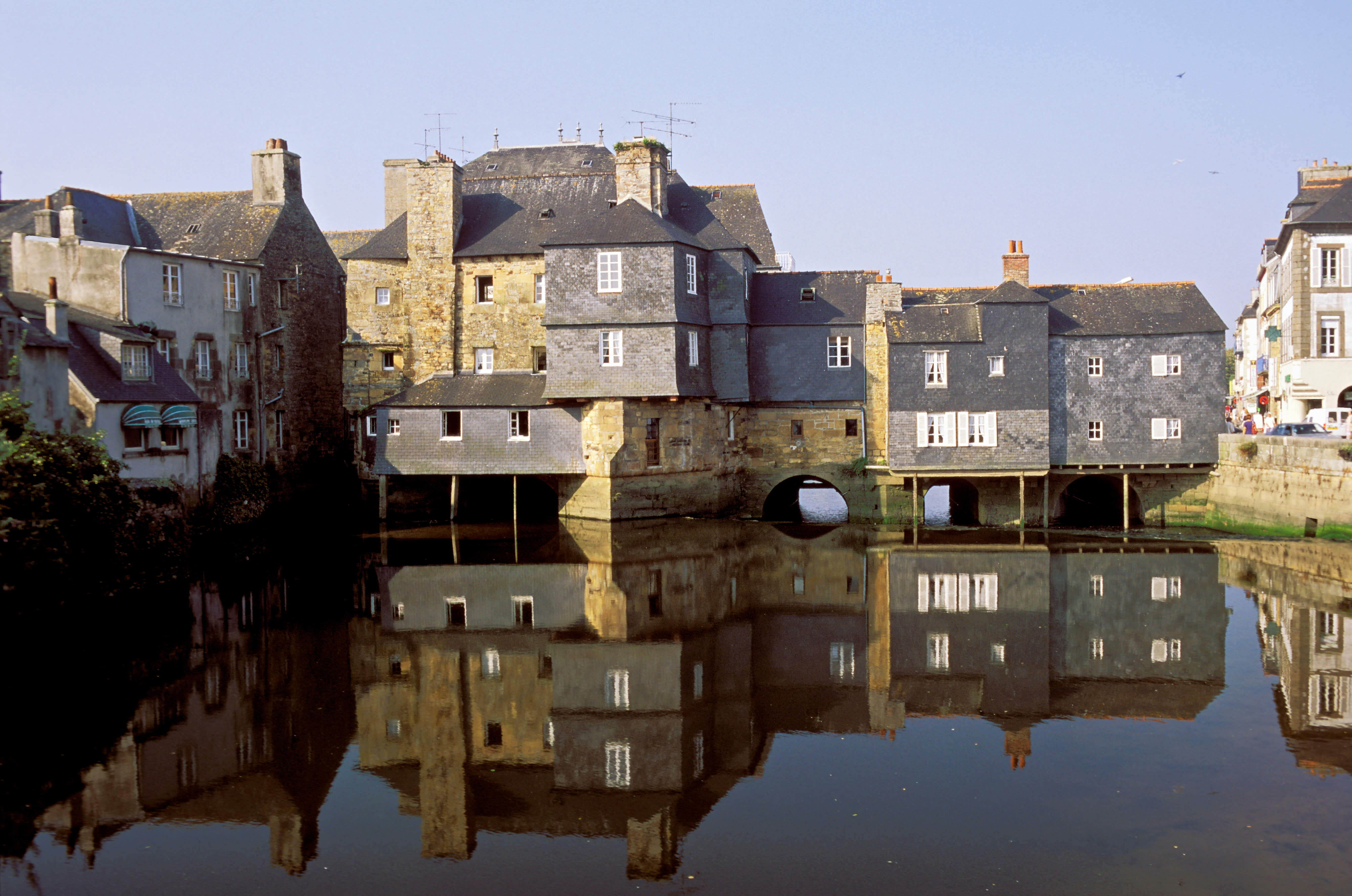 Pont habité de Landerneau : une visite incontournable en Bretagne