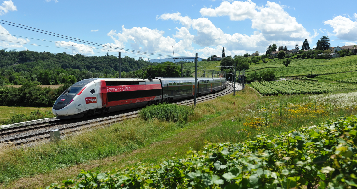Entdecken Sie den Komfort der Reiseklasse BUSINESS 1ERE von TGV Lyria ...