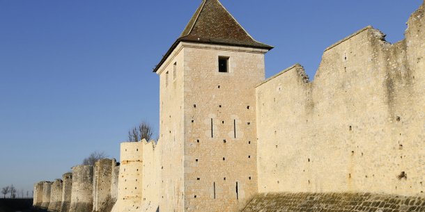 Les remparts de Provins - SNCF Connect