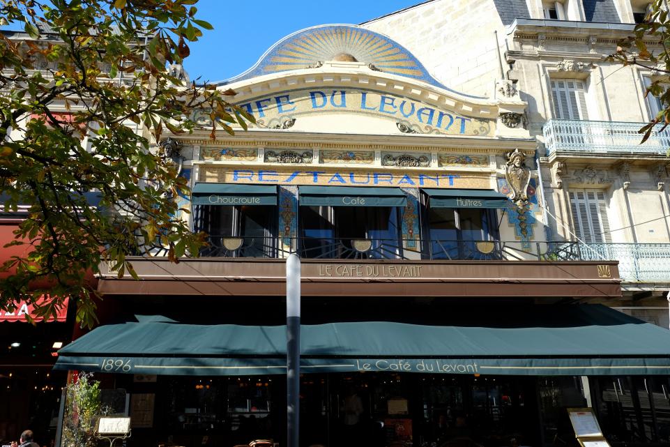 Top 5 des cafés et salons de thé où se réchauffer à Bordeaux - SNCF Connect