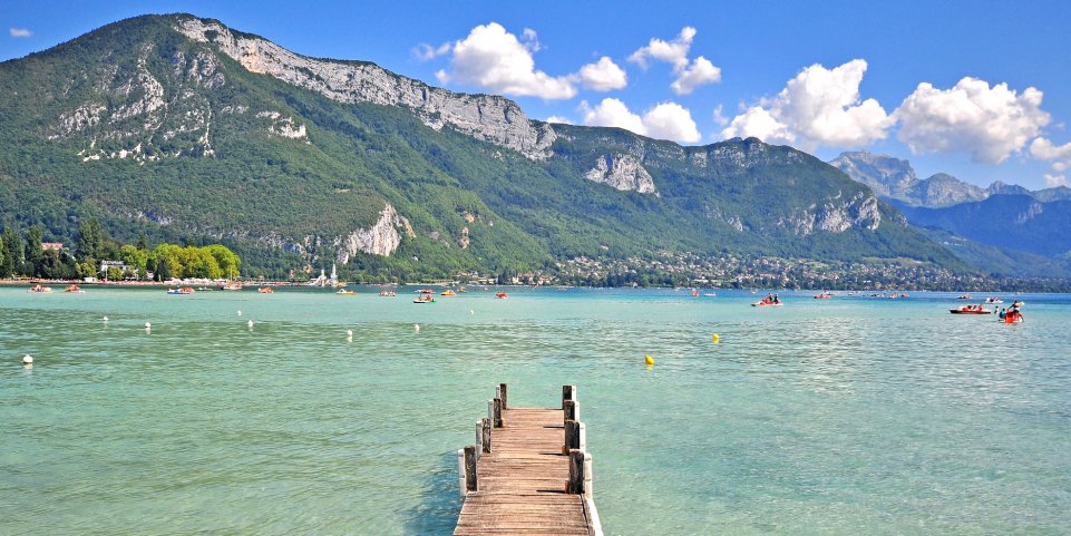 The beaches of Lake Annecy - SNCF Connect