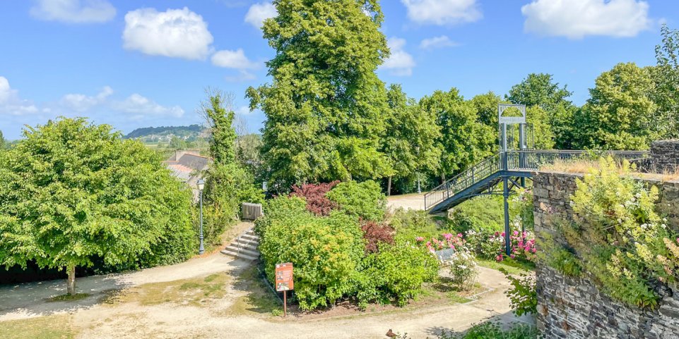 Dol-de-Bretagne, une charmante cité médiévale - SNCF Connect