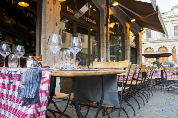 Top 10 Lyon specialities you must try - SNCF Connect