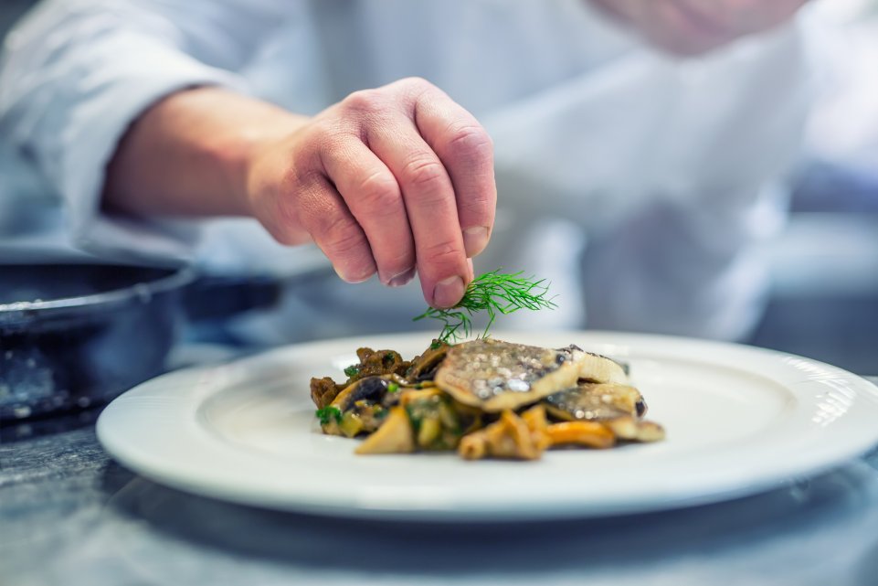 Top 5 des meilleurs restaurants de poissons à Paris - SNCF Connect