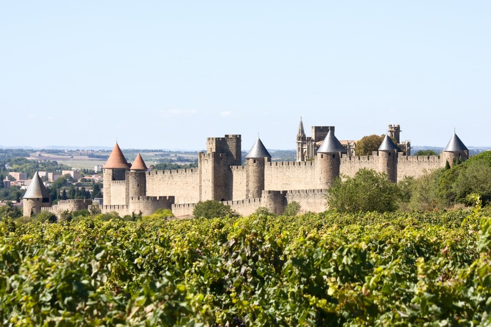 Balade sur les remparts de la Cité Carcassonne - SNCF Connect