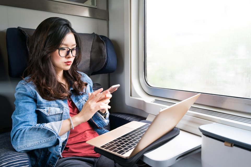 How to optimise your time on board a train - SNCF Connect
