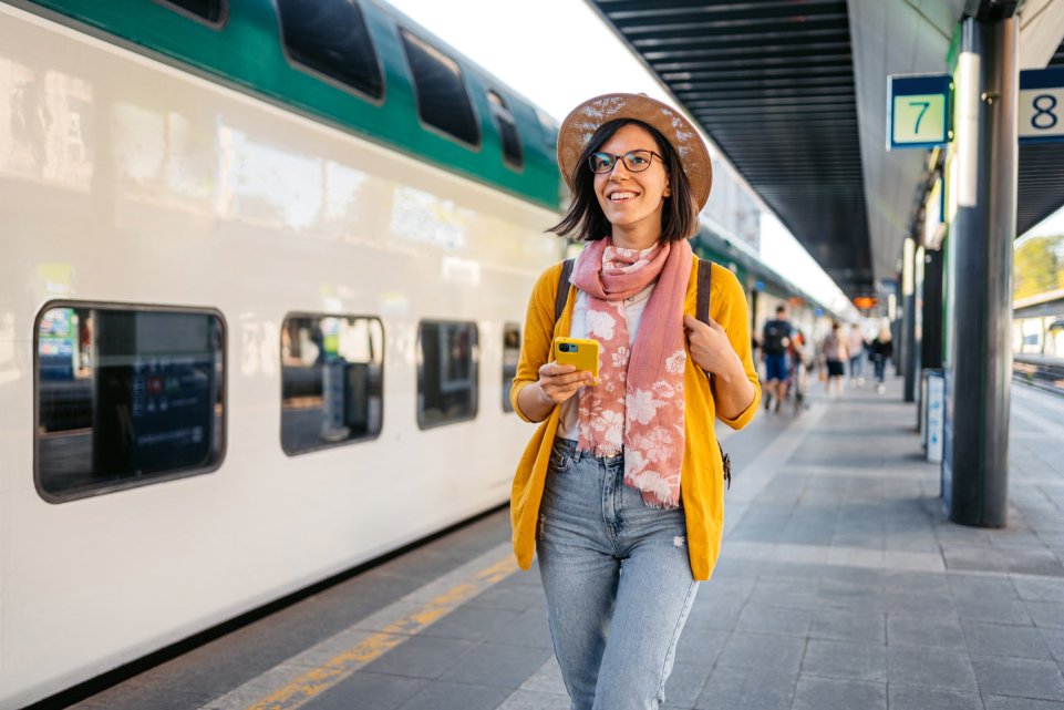 Which discount card should you choose to get cheaper train fares ...