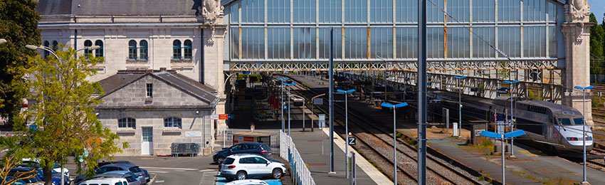 Gare SNCF La Rochelle Ville : services, accès et commerces - SNCF Connect
